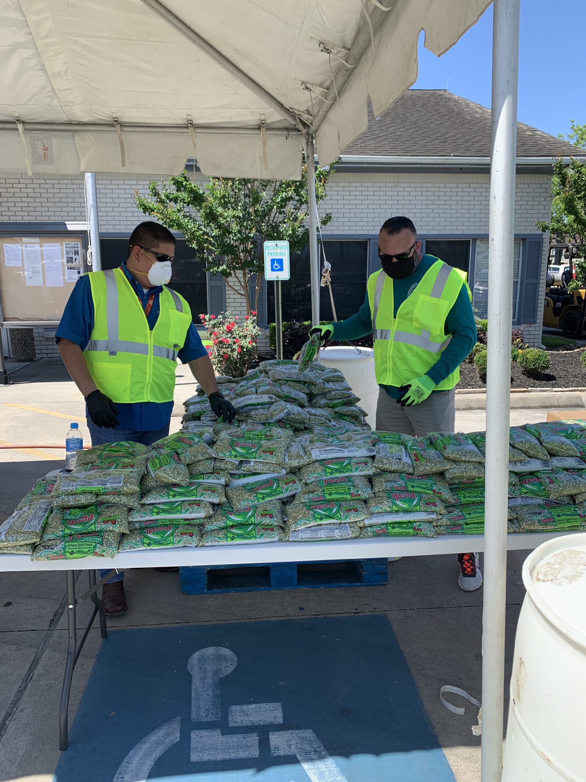 ILA Assists in Distributing Meals Across Houston – SAGCD – ILA