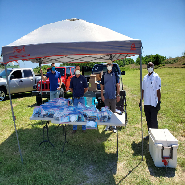 ILA Local 1351 Distributes Care Packages to Workers - SAGCD - ILA