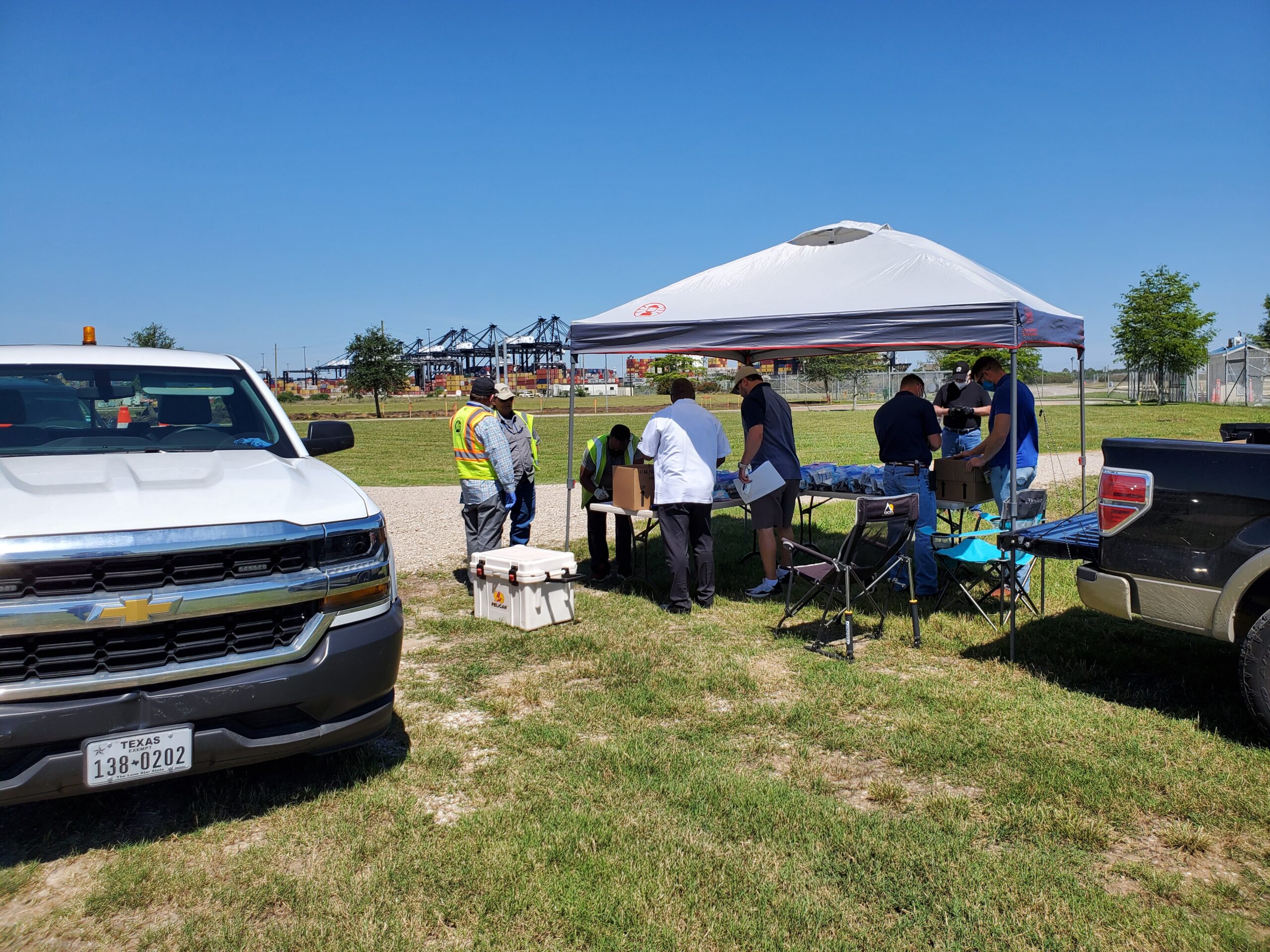 ILA Local 1351 Distributes Care Packages to Workers – SAGCD – ILA